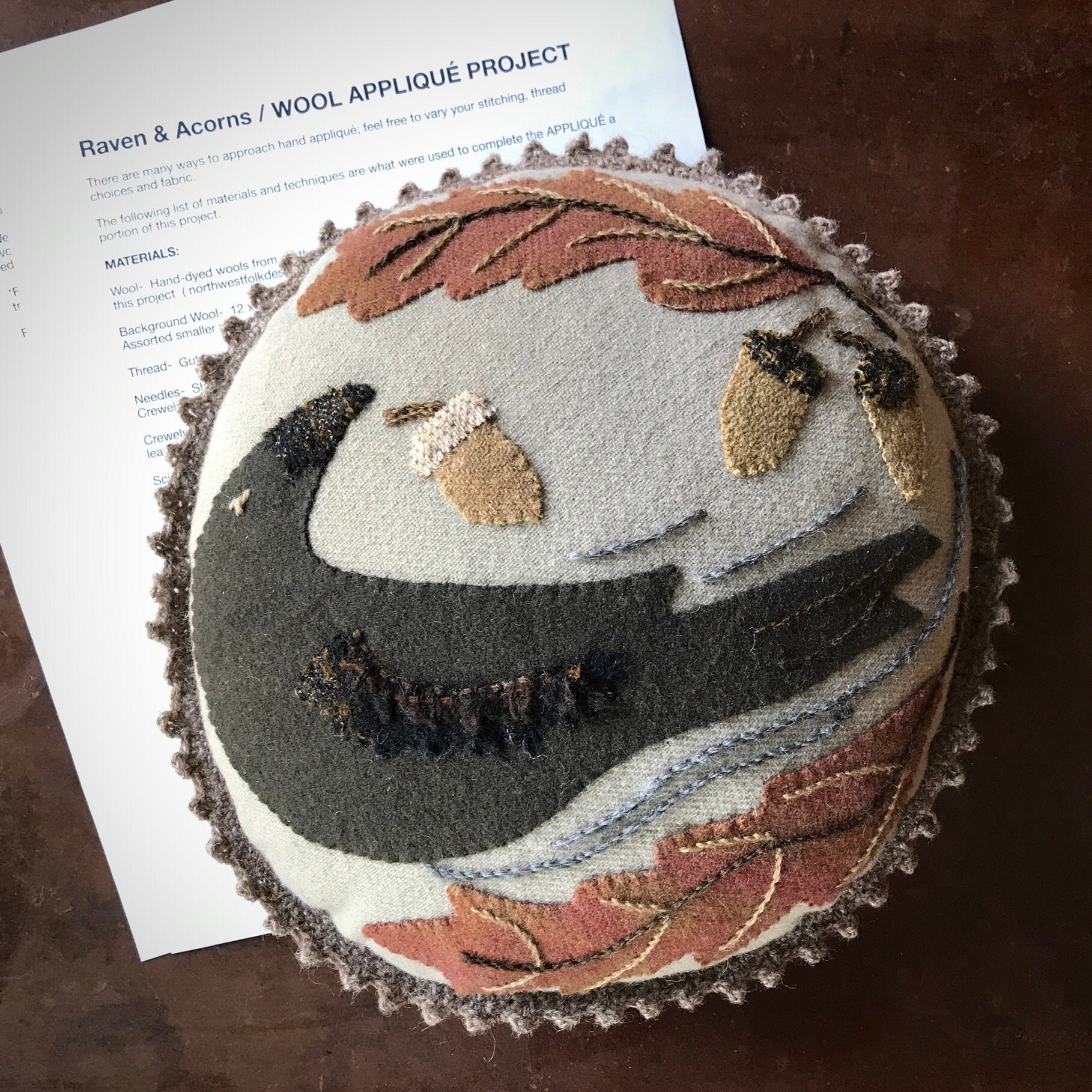 Raven & Acorns: Wool Applique PDF Pattern Northwest Folk | Etsy