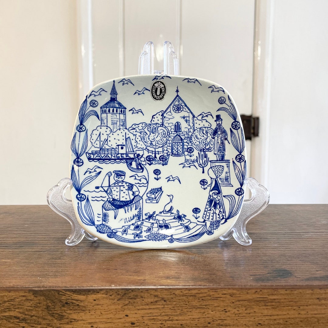 Kari Nyquist Stavangerflint Norway Pottery Plate Oslo Norwegian MCM ...