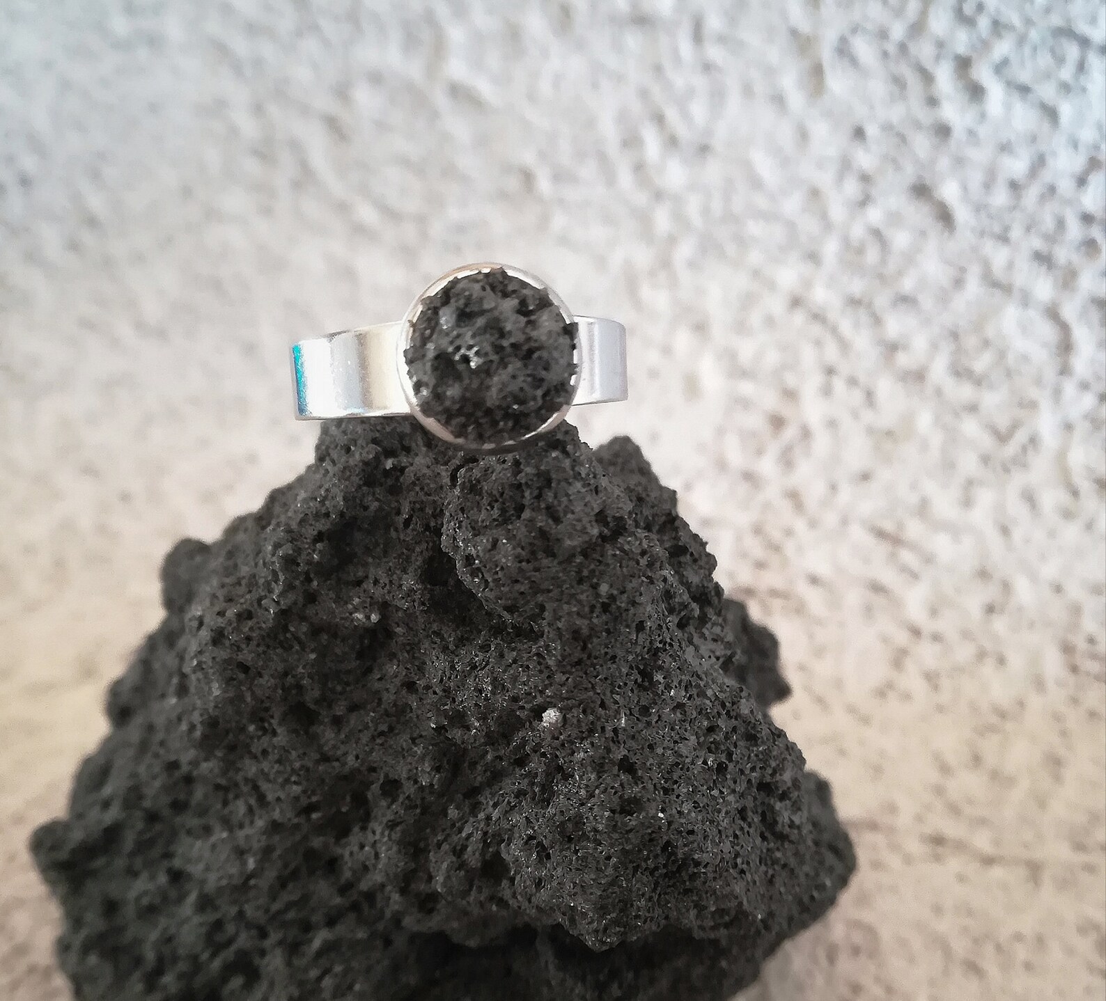 Lava Stone Ring With a Real Lapillo From Vulcano Etna Eruption in 2013 ...