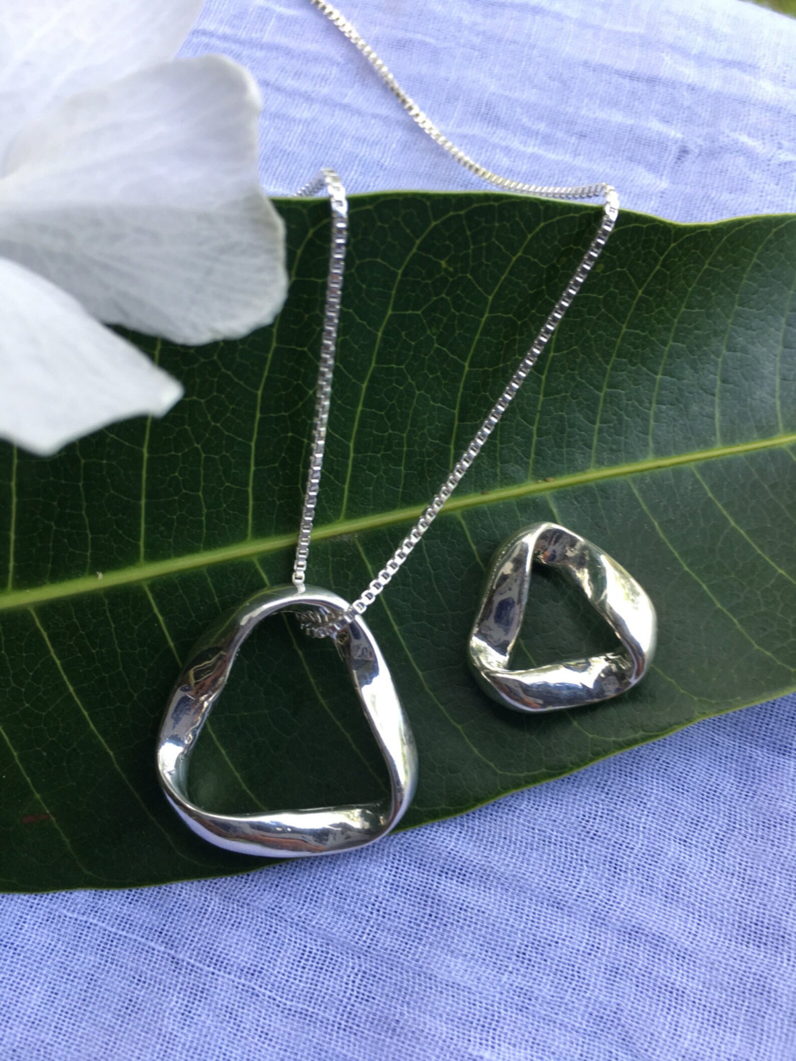 Mobius Silver LARGE Pendant, Mobius Strip Jewelry, Men/woman Necklace ...
