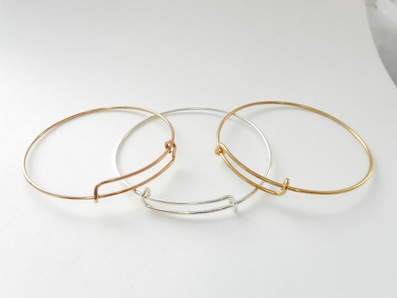 10 K & 14 K Solid Gold Stretchable Round Wire Stacking Bangle - Etsy