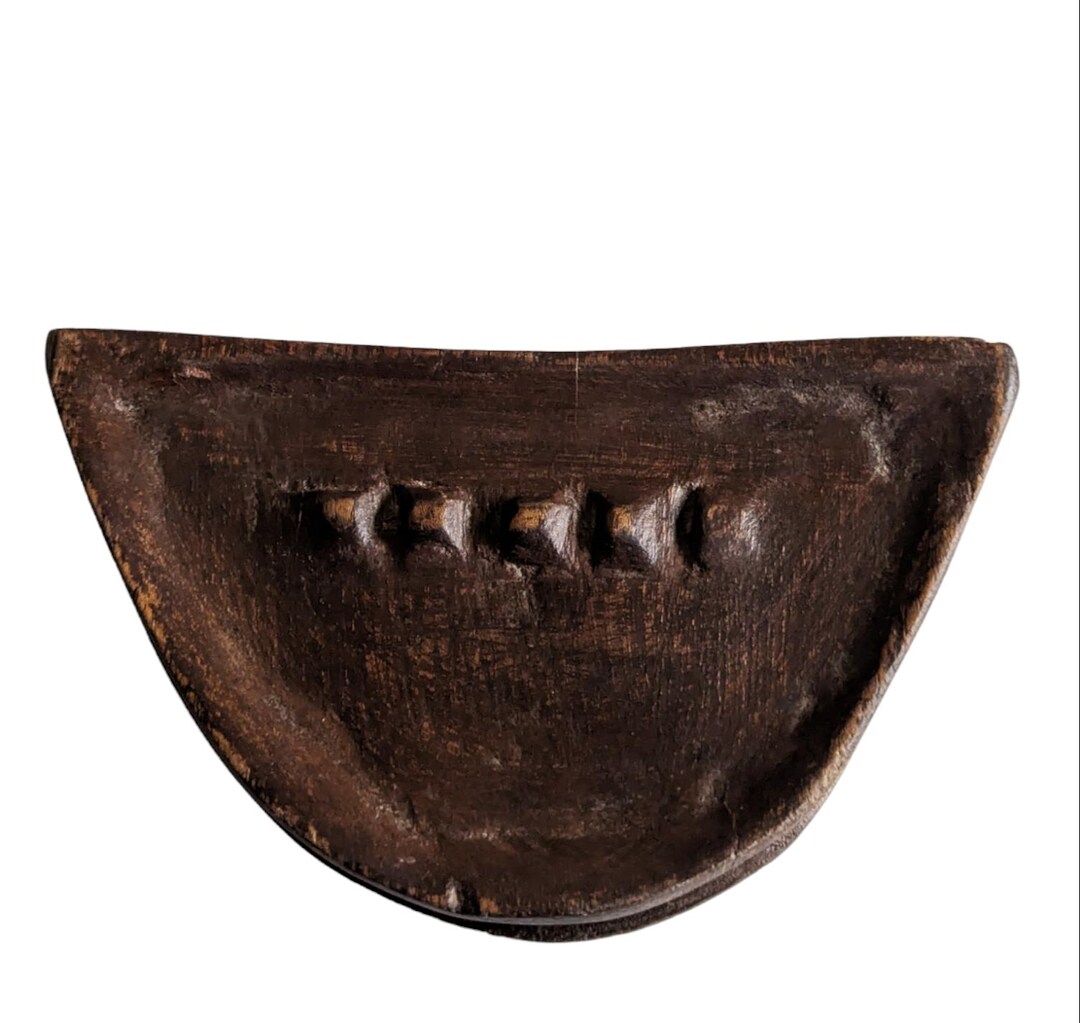 Vintage African Ethiopian Mursi Tribe Traditional Lip Plate A Symbol of ...