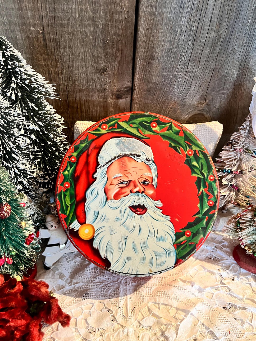 Darling Nostalgic Vintage Red Lithograph Santa Tin Christmas Bells ...