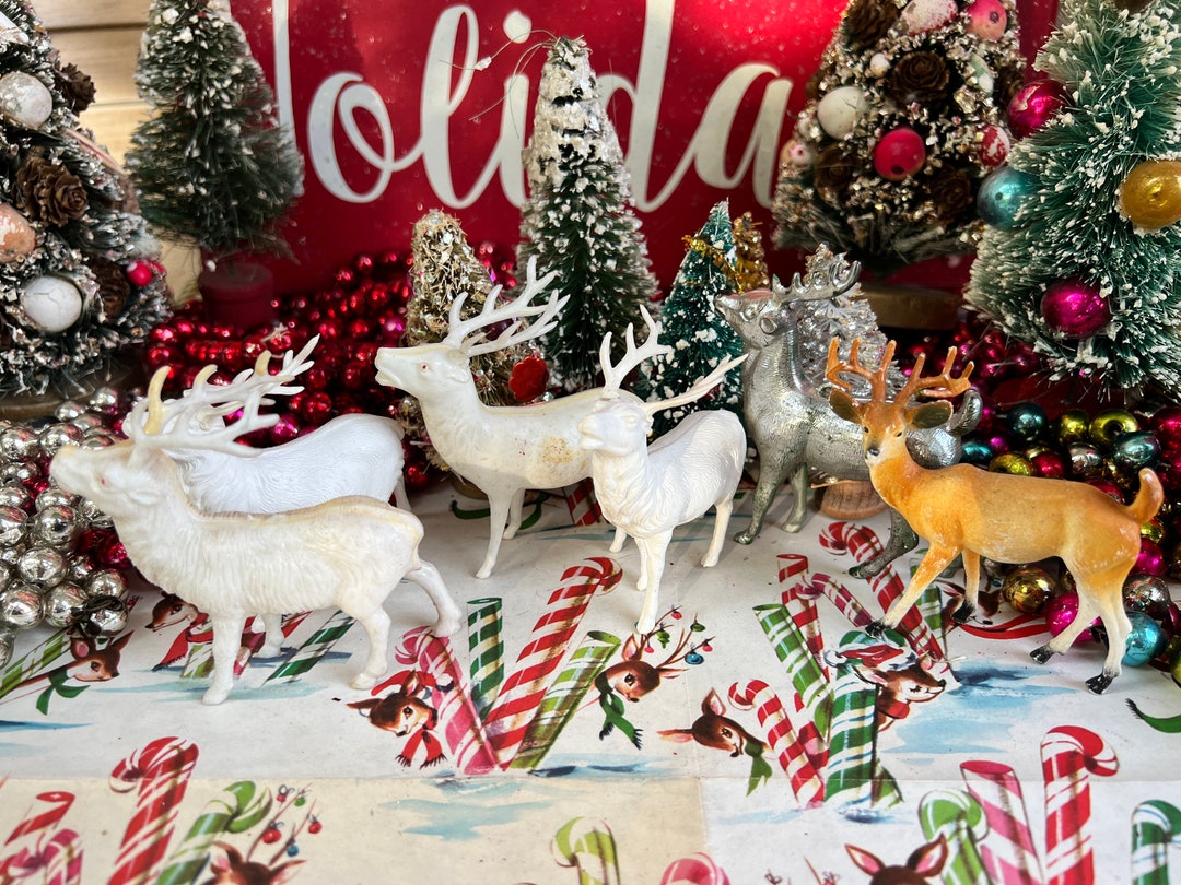 Kitsch Deer Figurines Vintage Celluloid Plastic Santa's Reindeer Atomic ...