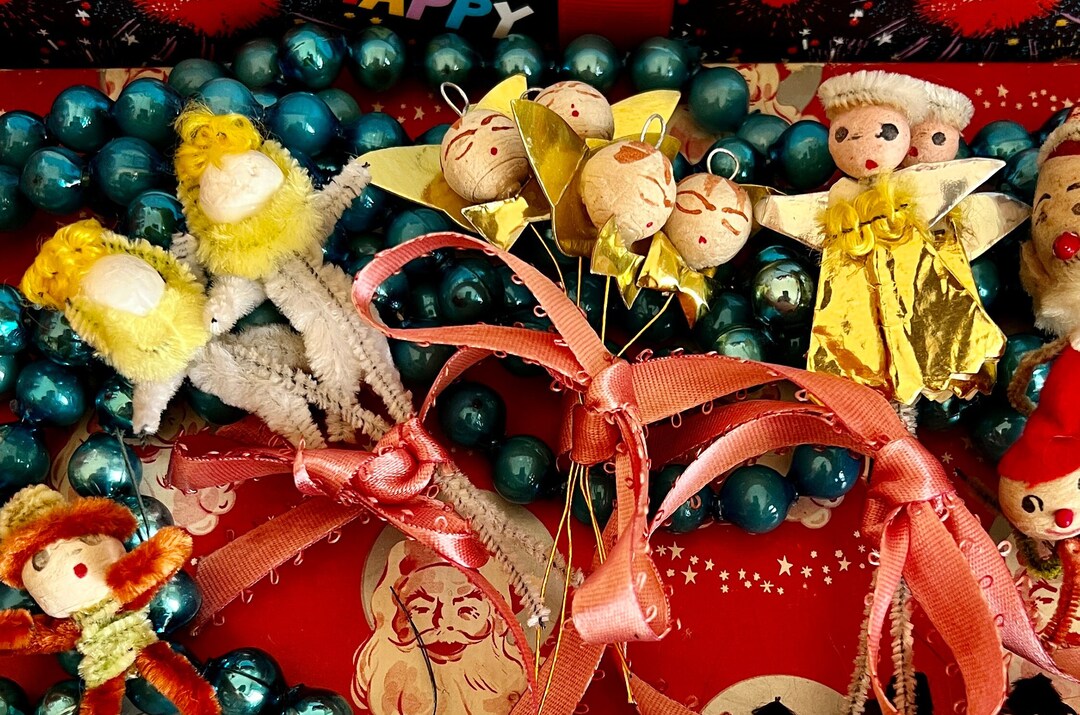 Darling Vintage Putz Spun Cotton Gold Foil Angels Pipe Cleaner Stems ...