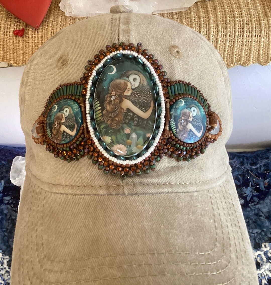 Girl Hugging an Owl Baseball Cap - Etsy