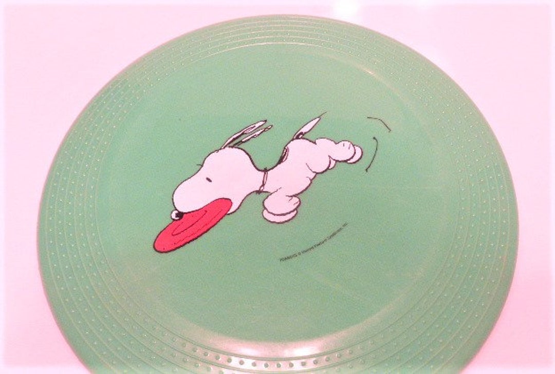 BX21A Vintage Snoopy FRISBY Peanuts United Feature Syndicate Inc ...