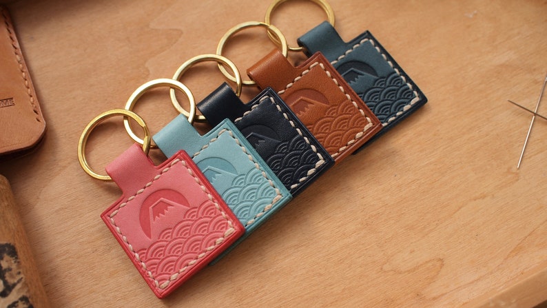 Mount Fuji Qinghai Wave Leather Keychain (handmade) - Etsy