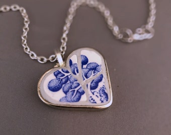 Blue Willow Pendant | Etsy