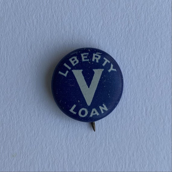 World War II Liberty Loan V for VICTORY Pin back Button from the 1940s ...