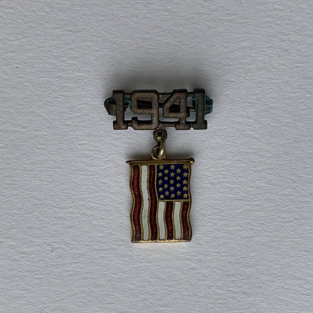 World War II 1941 Tiny Pin WWII American Flag Brooch - Etsy