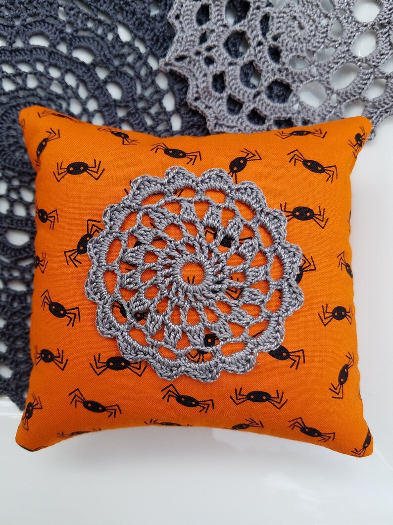 Mini Pillow Pincushion Mini Spiders Crochet Tier Tray - Etsy