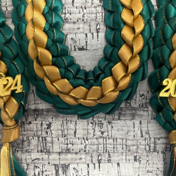 Graduation Lei for High School - Etsy
