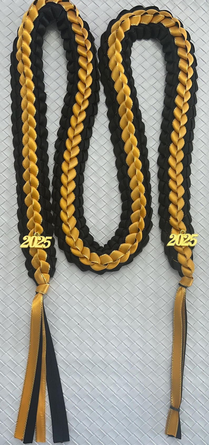 Handmade Graduation Lei: Black & Gold Ribbon With 2025 Charm - Etsy