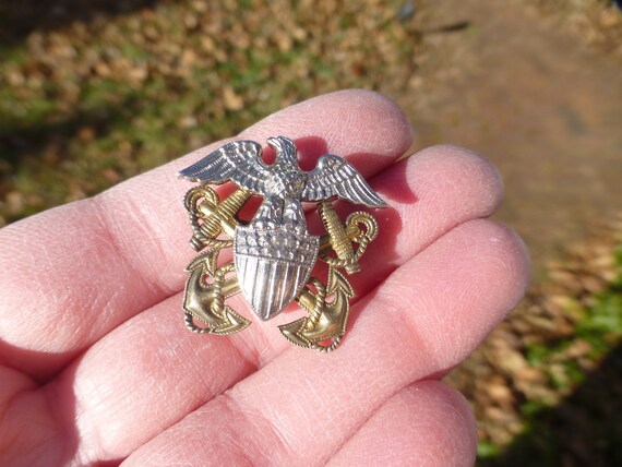 Antique WWII Era 10k and Sterling Eagle Shield Brooch… - Gem