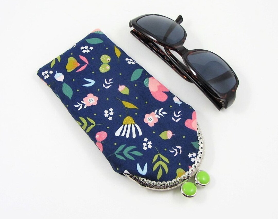 Clasp Frame Eyeglasses Case, Kiss Lock Spectacle Case, Soft Floral ...