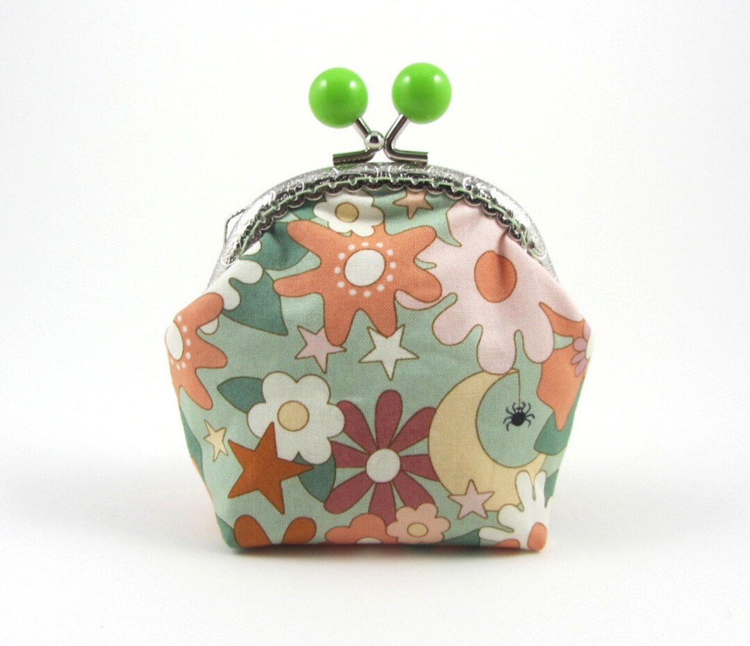 Women Coin Purse, Sewn Kisslock Purse, Green Bobble Clasp Frame, Small ...