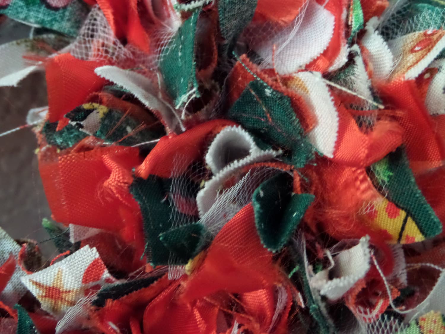 6 Traditional Christmas Mini Rag Wreath Wall Decor - Etsy