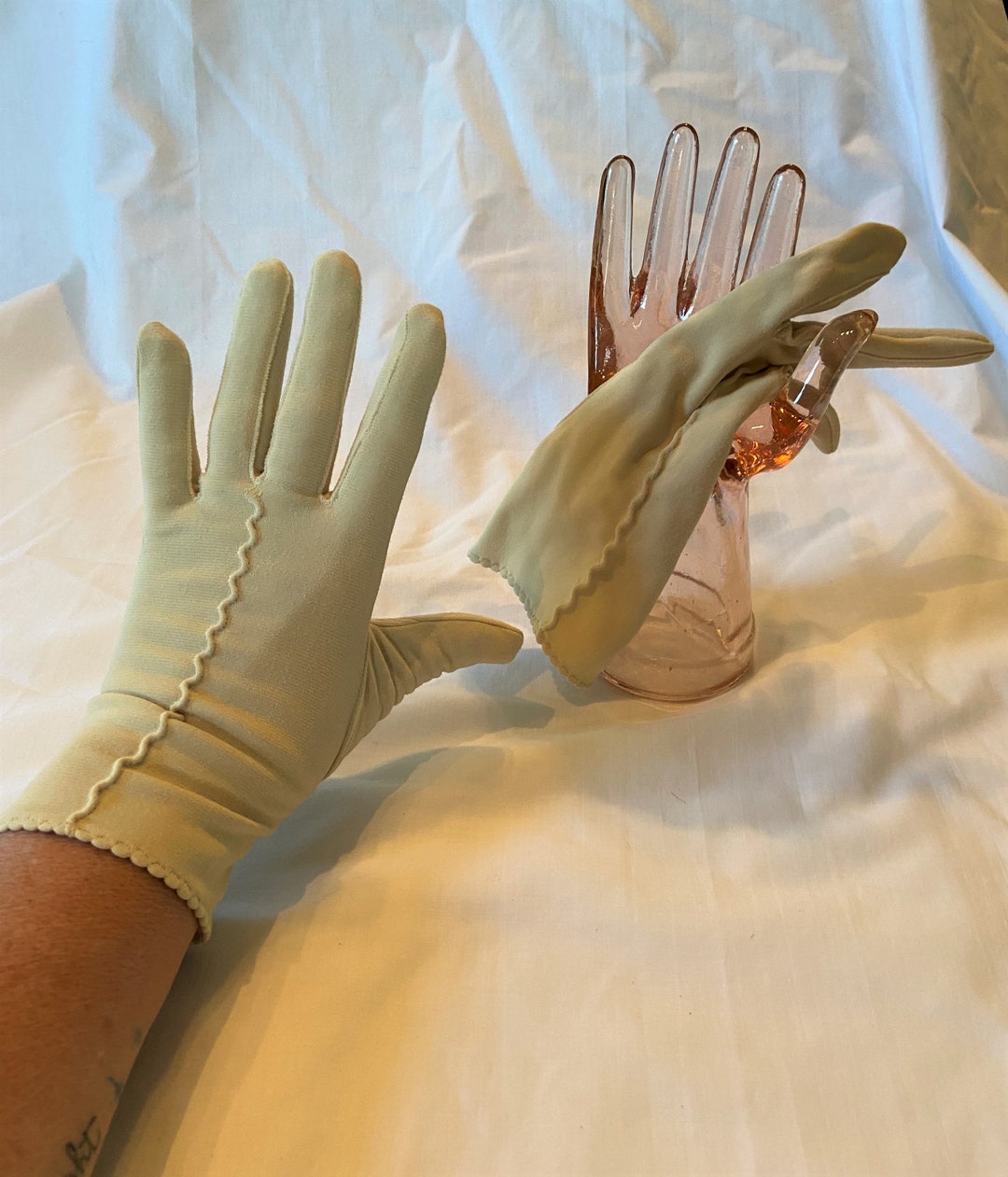 Sweet Original Vintage Mid Century Beige Nylon Gloves Stretch Approx ...