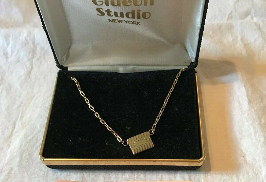 IOB Handsome Vintage Gideon Studio New York Embossed Gold Tone Tie ...