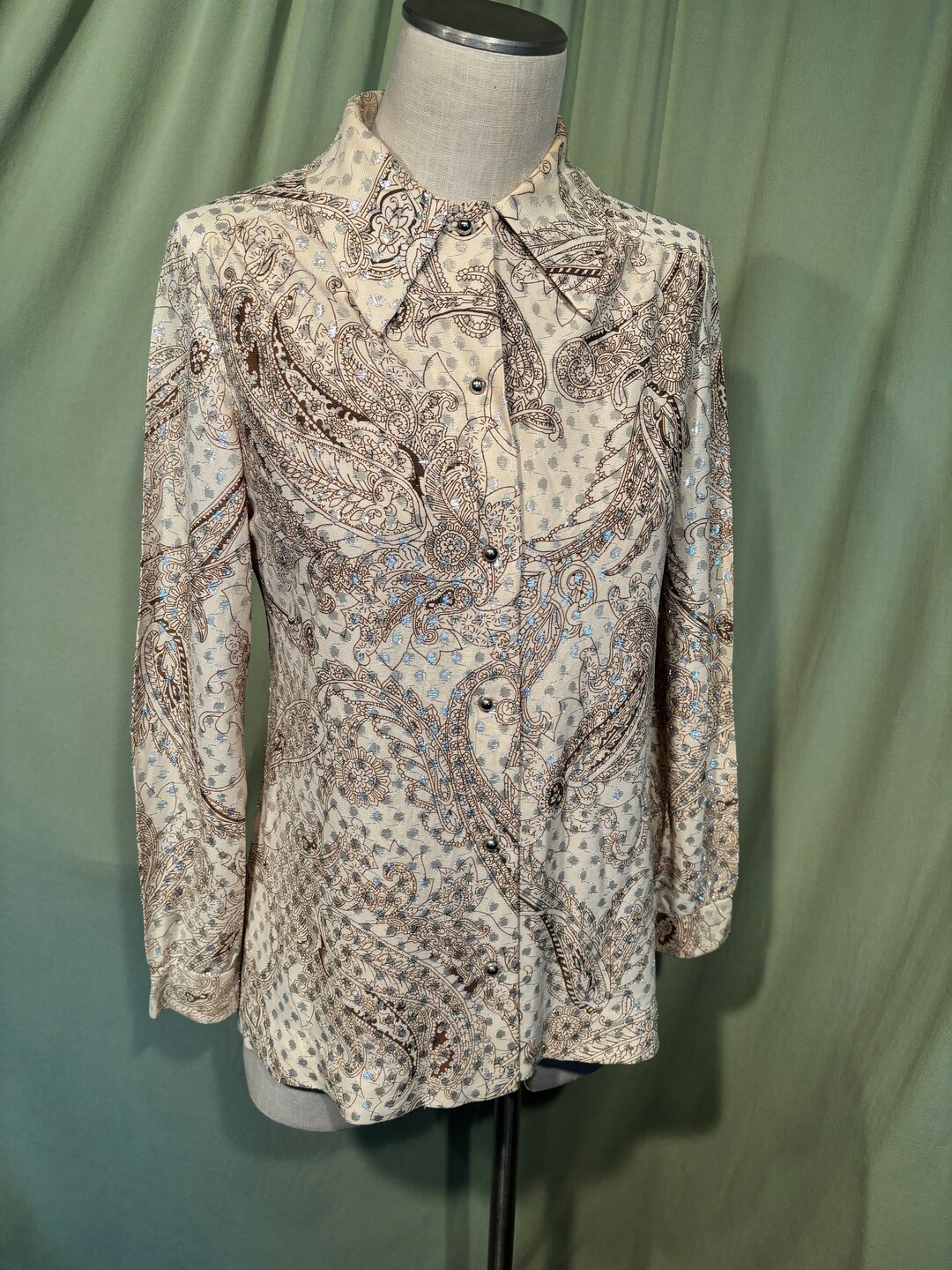 Sweet Vintage 70s Nancy Greer Long Sleeve Button Front Brown & Silver Metallic Paisley Tunic ...