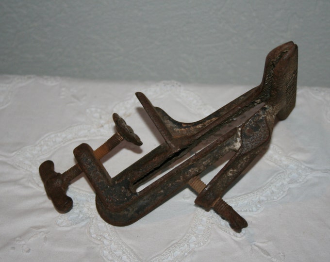 Vise Hand Saw Antique Vintage Cast Iron Hand Saw Vise Saw Blade Vise ...