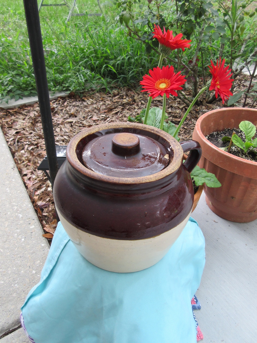Antique Bean Pot 3 Qt Ceramic Crock Cookie Jar Jug Lid Vintage Canister ...