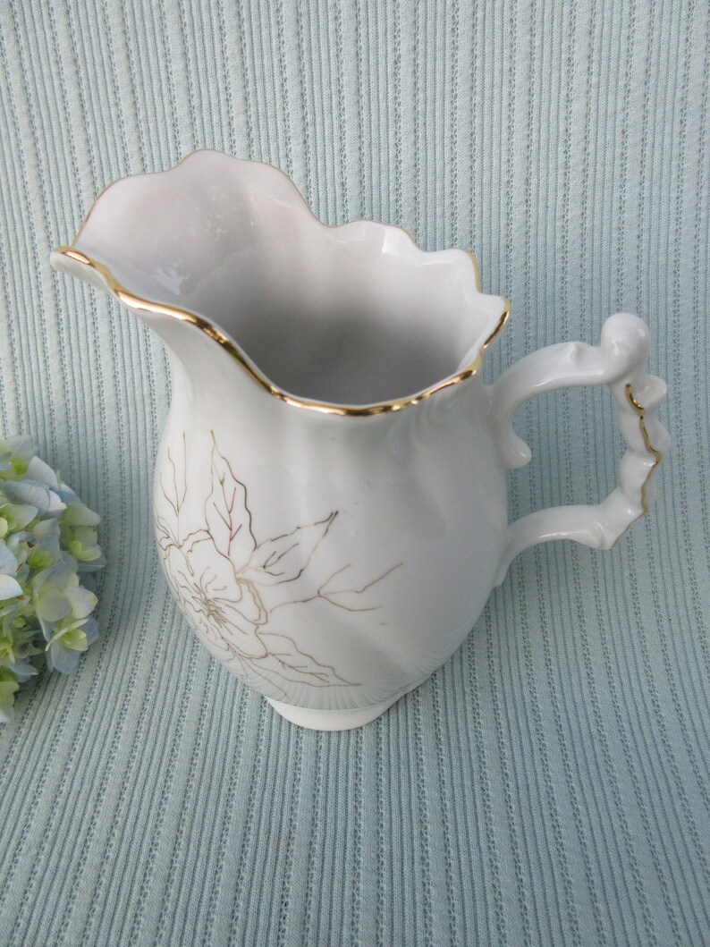 Vintage 5.5 Small Pitcher is White With a Dainty Real - Etsy