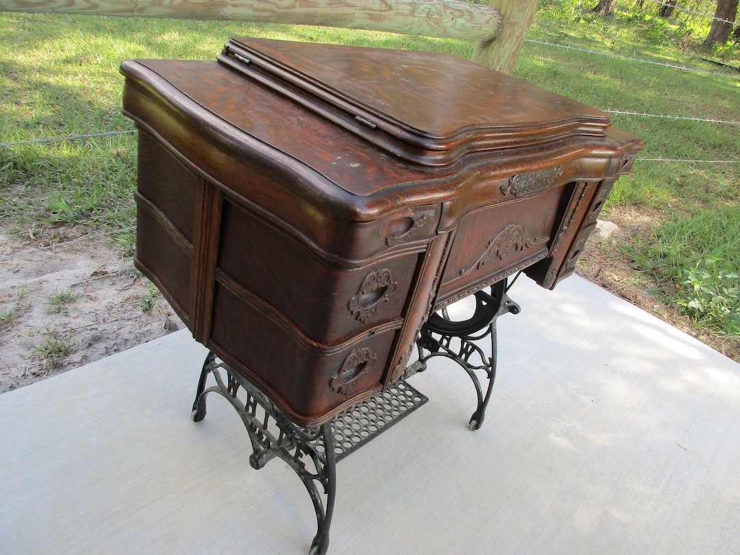 Antique Treadle Sewing Machine White Family Rotary Machine & White ...