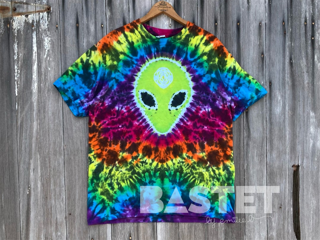 CUSTOM Tie Dye Alien Shirt or Tank, Xs, Small, Medium, Large, Xl, 2X ...