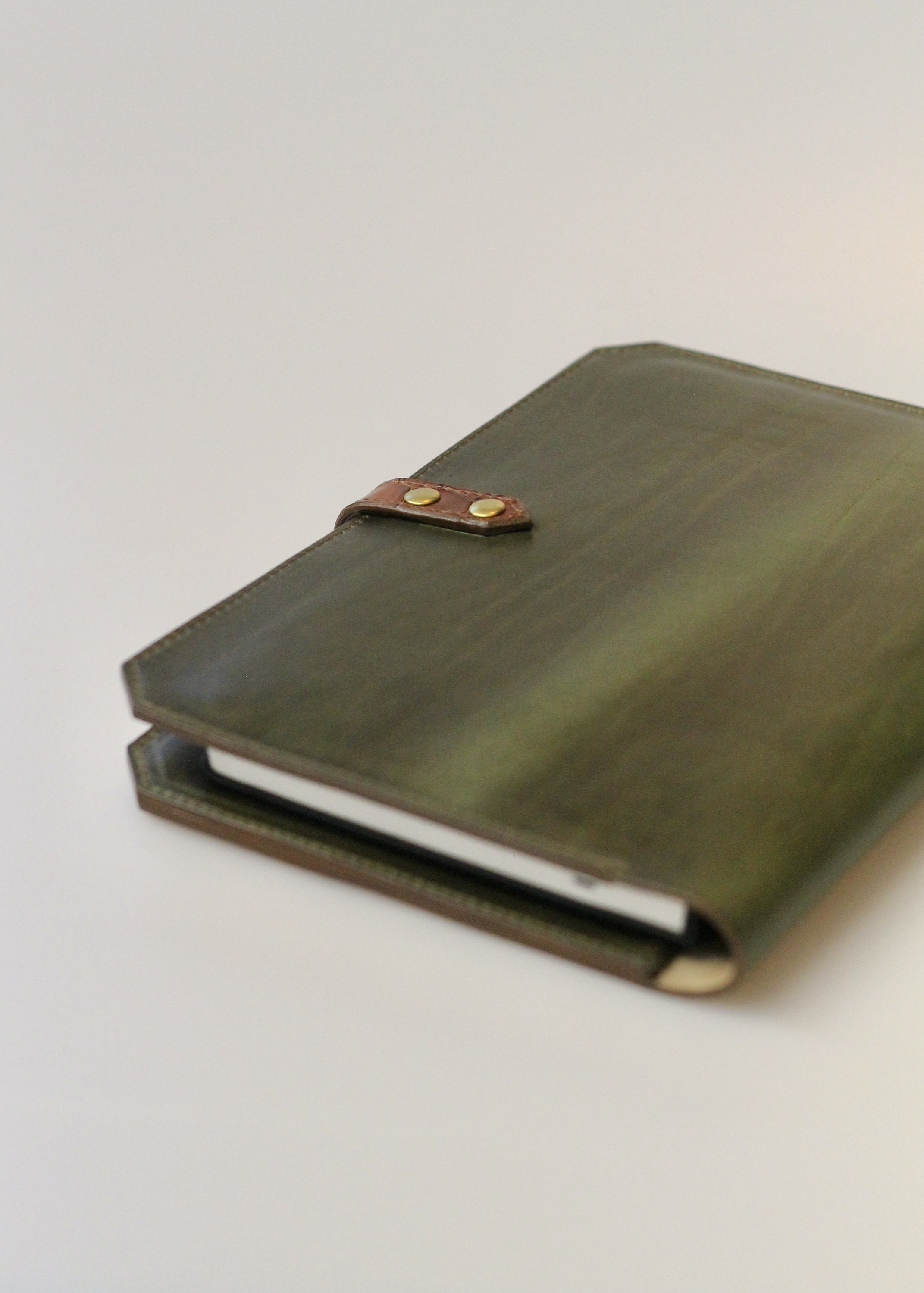 The Compact Portfolio - Etsy