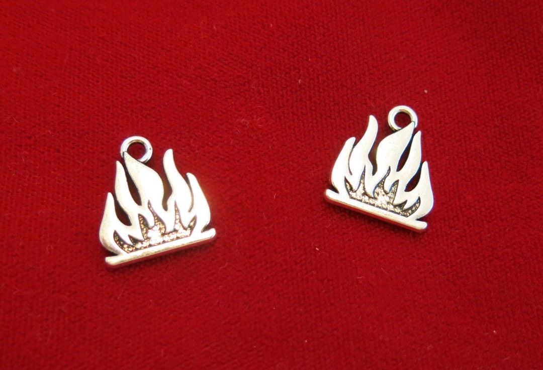 BULK 15pc flames Charms in Antique Silver Style BC874B - Etsy