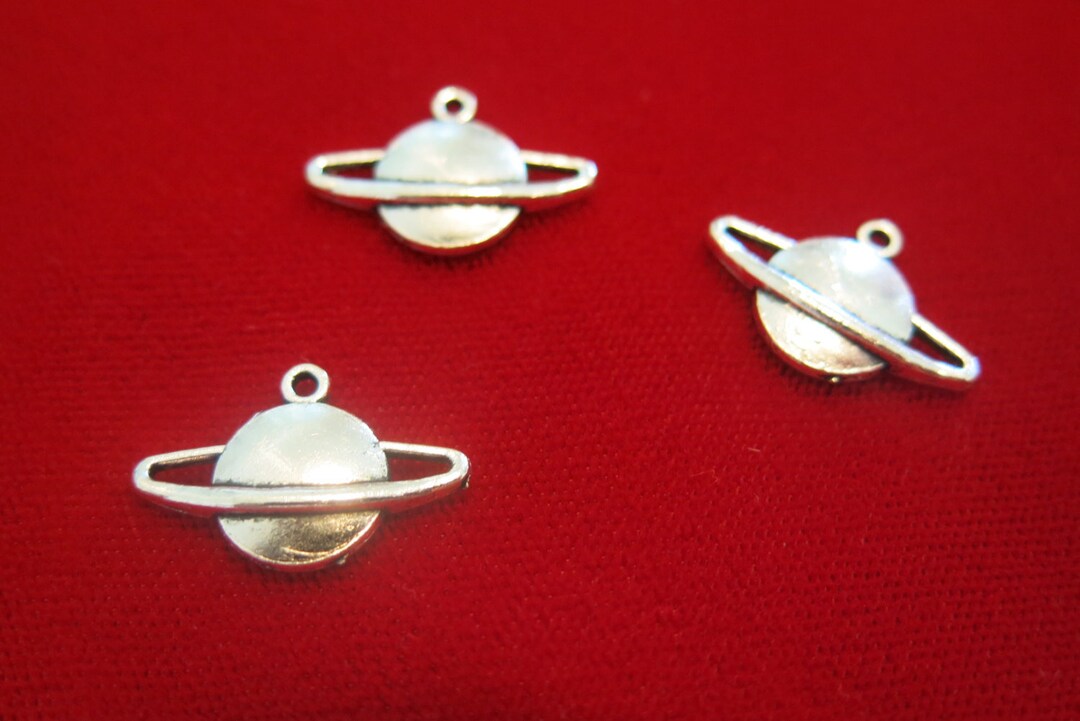 BULK 30pc saturn Charms in Antique Silver Style - Etsy