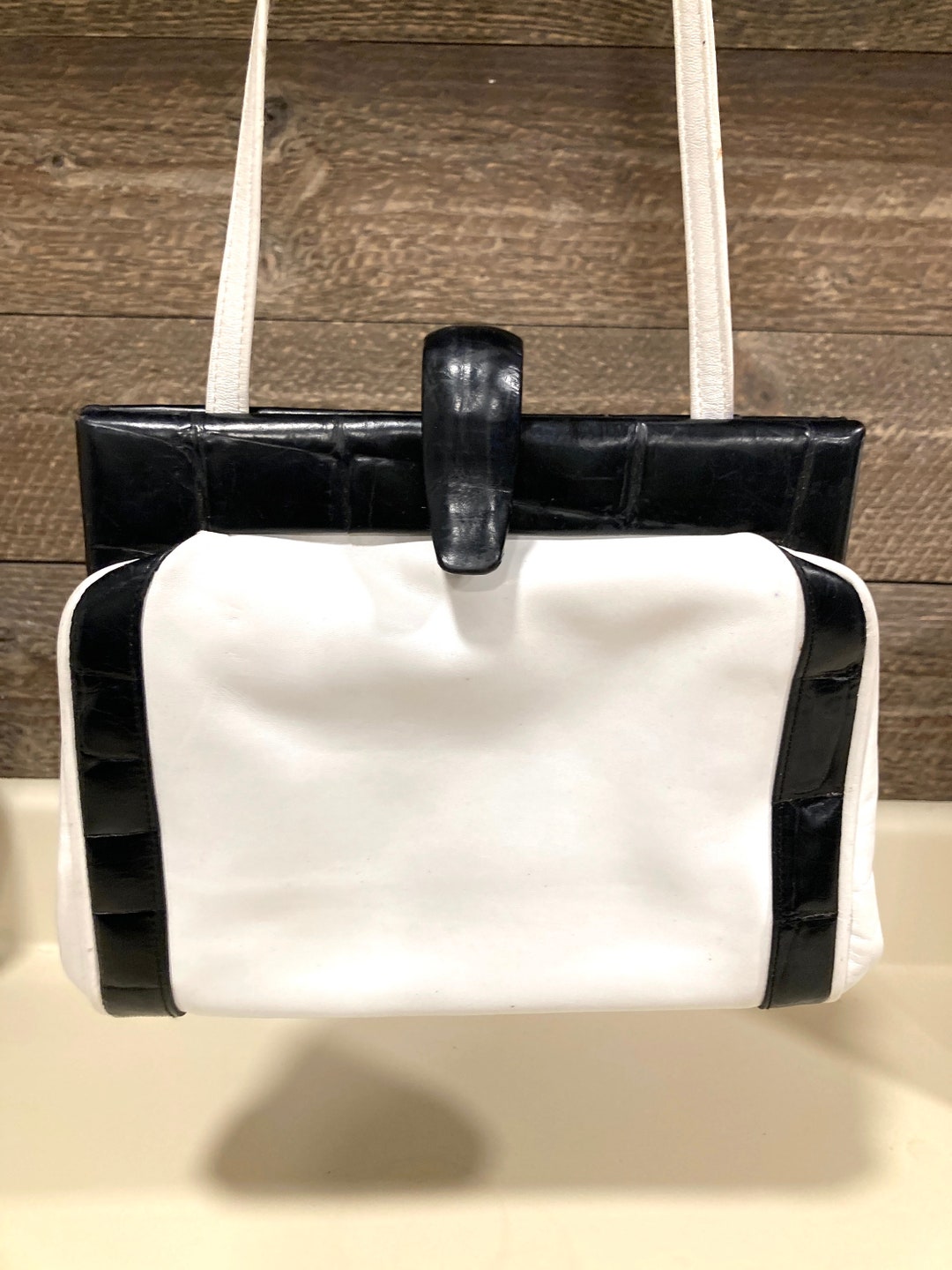 Vintage Bellido Made for Susan Gail White and Black Leather Handbag ...