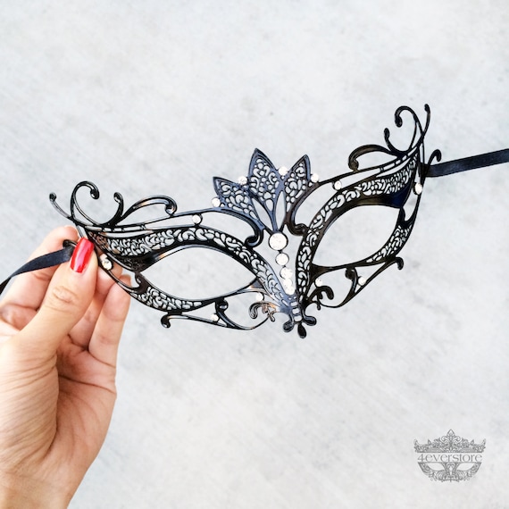 Intricate Masquerade Mask Template