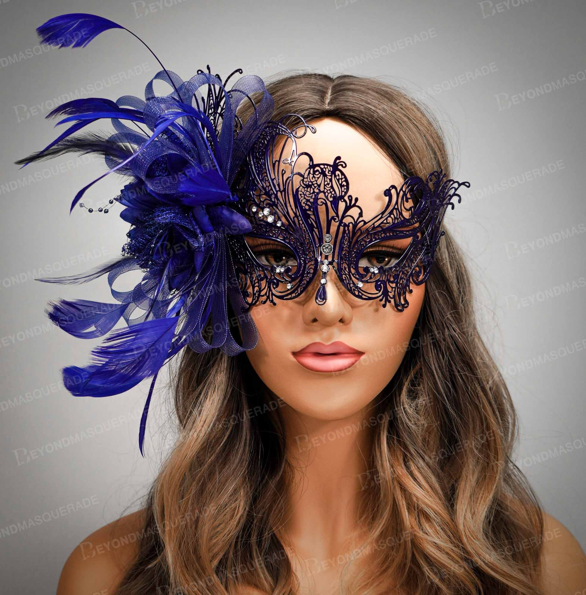 Blue Masquerade Masks With Feathers