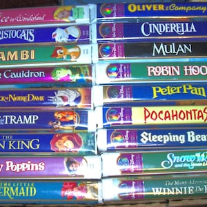 Walt Disney MASTERPIECE COLLECTION Clamshell Video Tape - VHS - Many to ...