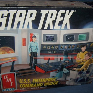 Vintage - AMT Ertl Star Trek Model Kit - U.S.S. Enterprise Command ...