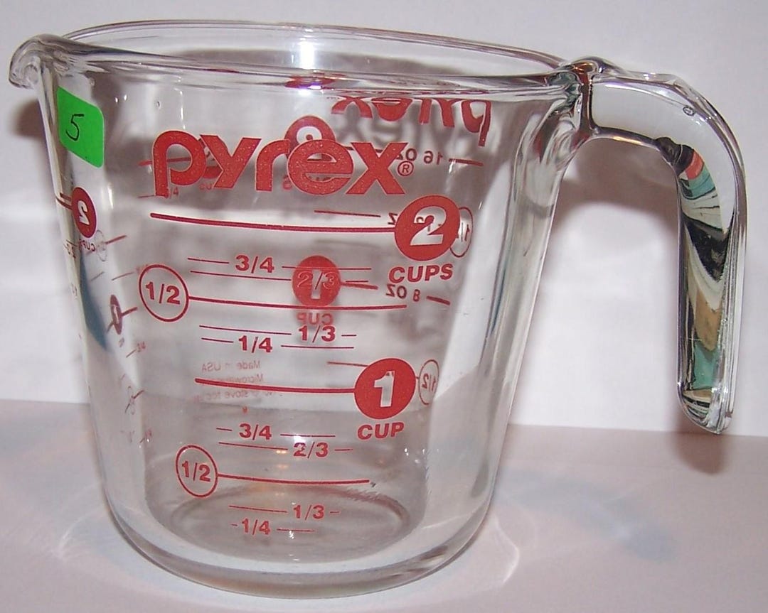 Vintage PYREX Measuring Cup - J Handle - 2 Cup With Metric - Corning ...