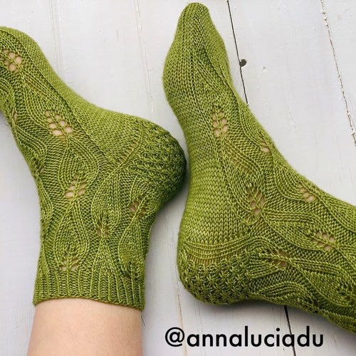 The Isla Socks/ Lace Sock Knitting Pattern/ - Etsy