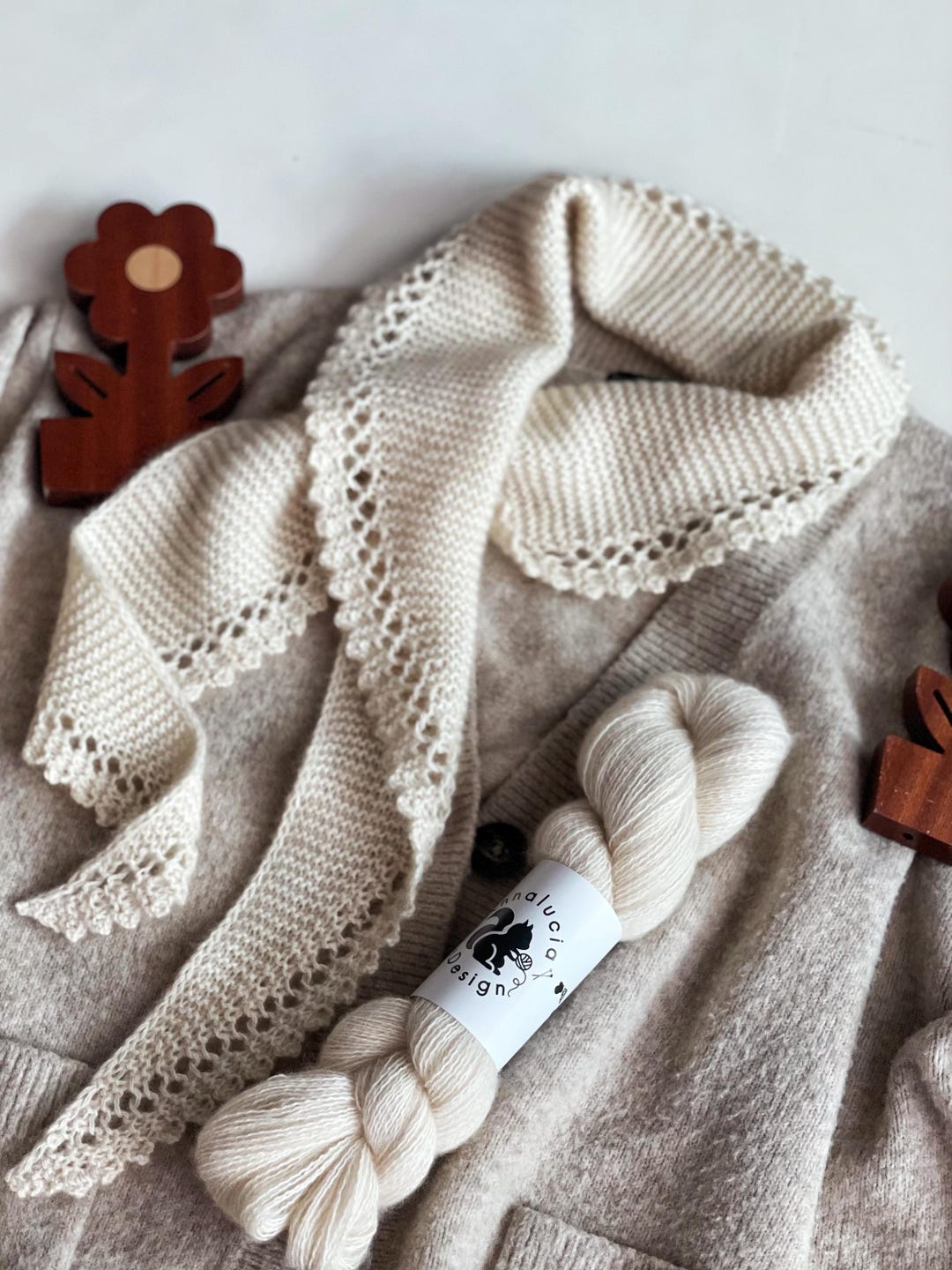 English Knitted Lace Scarf Pattern: Easy Knit Shawl (PDF Pattern) - Etsy