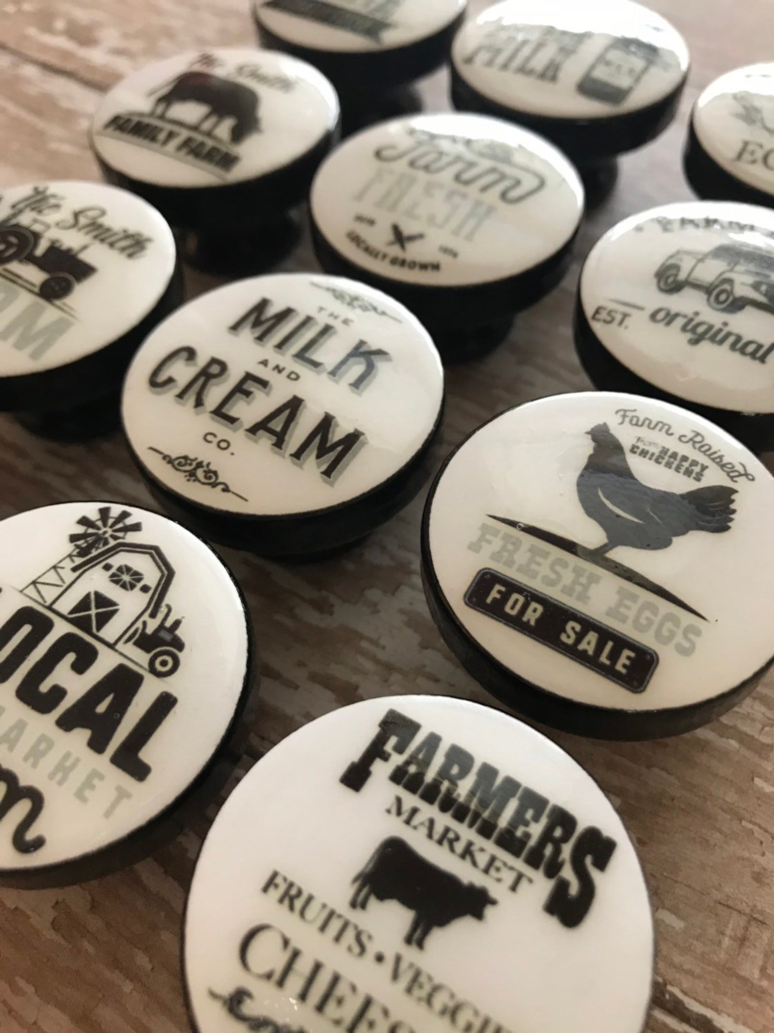 FARMHOUSE Kitchen Cabinet Knobs Vintage PERSONALIZED NAME - Etsy