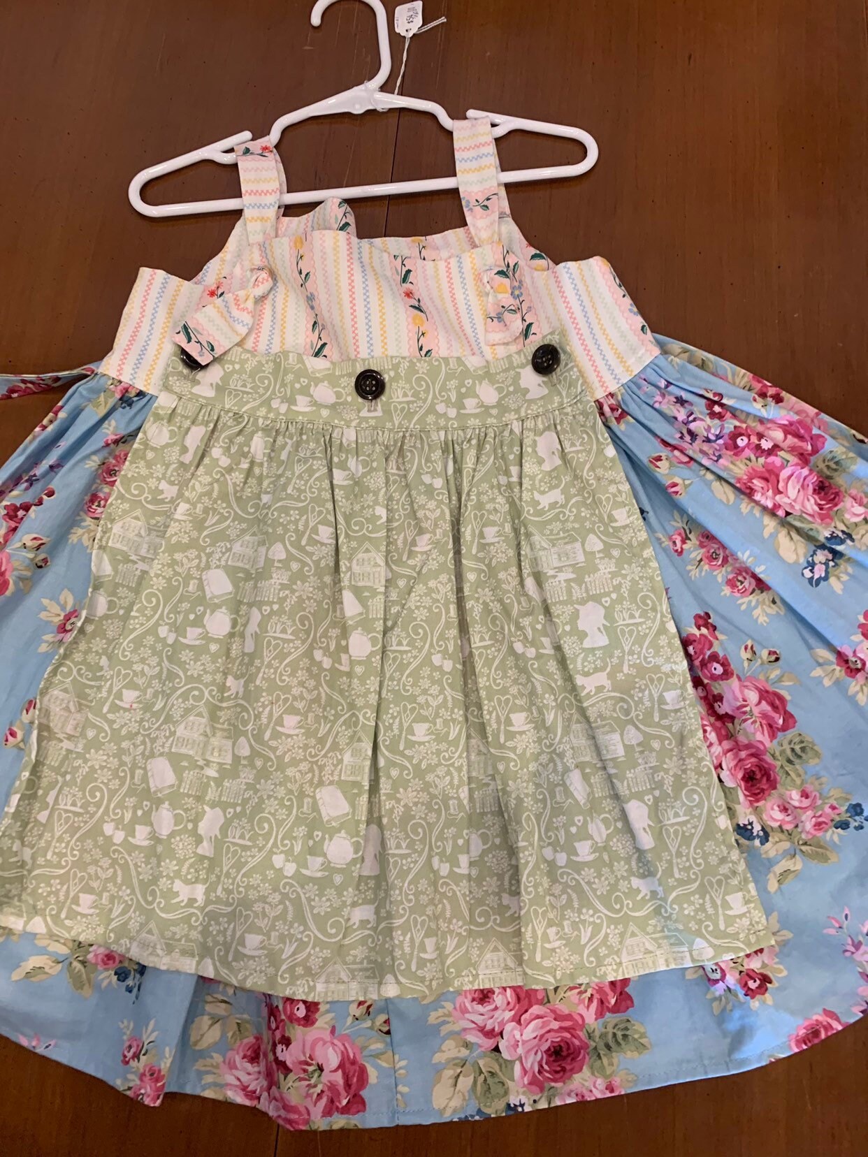 Lottie Mae Knot Dress full skirt Anne Green Gables detachable apron