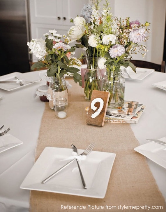 Burlap Table Decorating Ideas