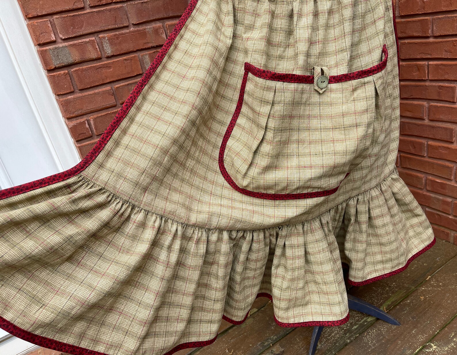 Vintage 70's Style Apron Made From Woven Plaid Fabric & | Etsy