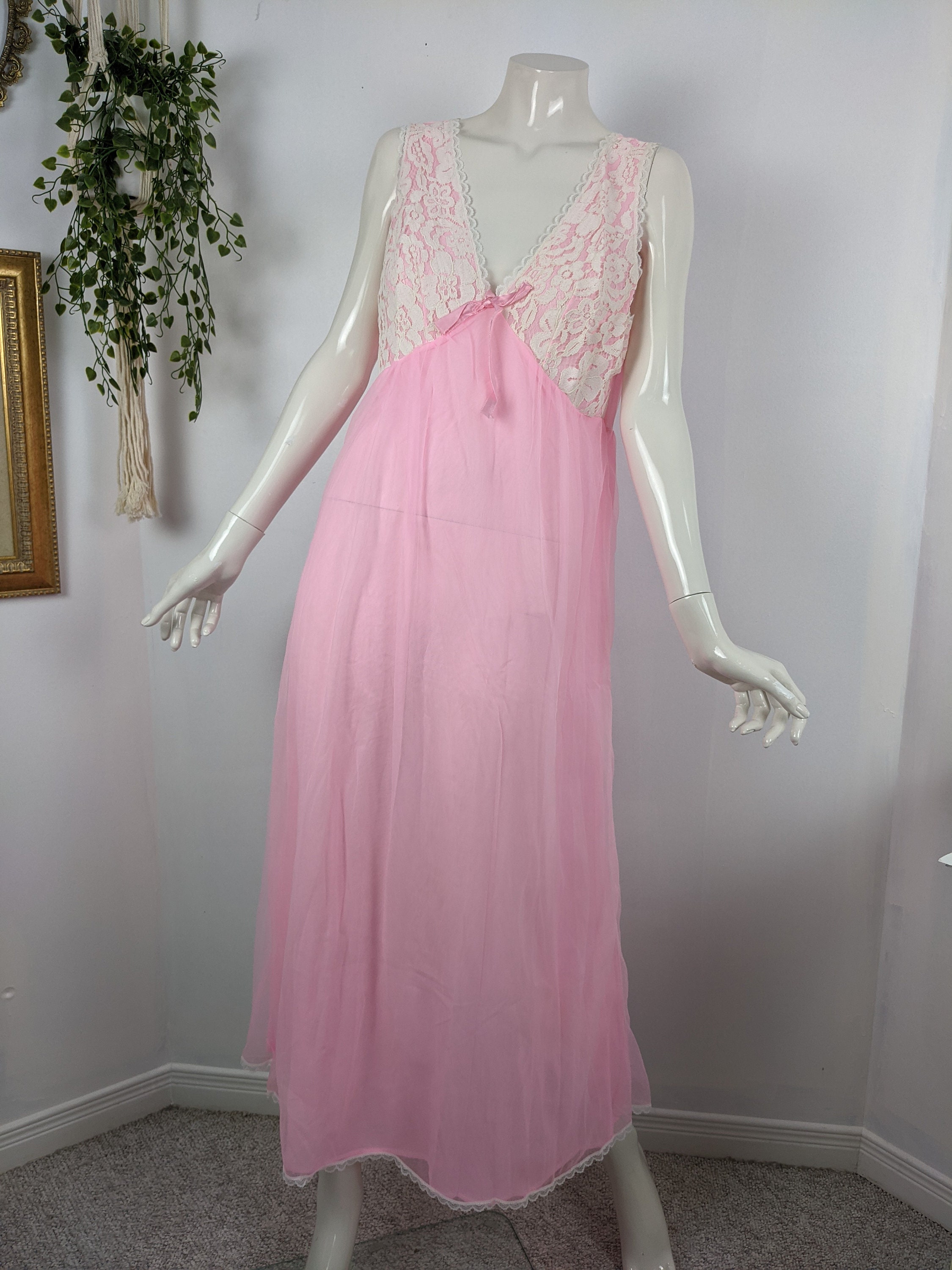 Vintage dressing gown nightgown and robe set lace lingerie | Etsy