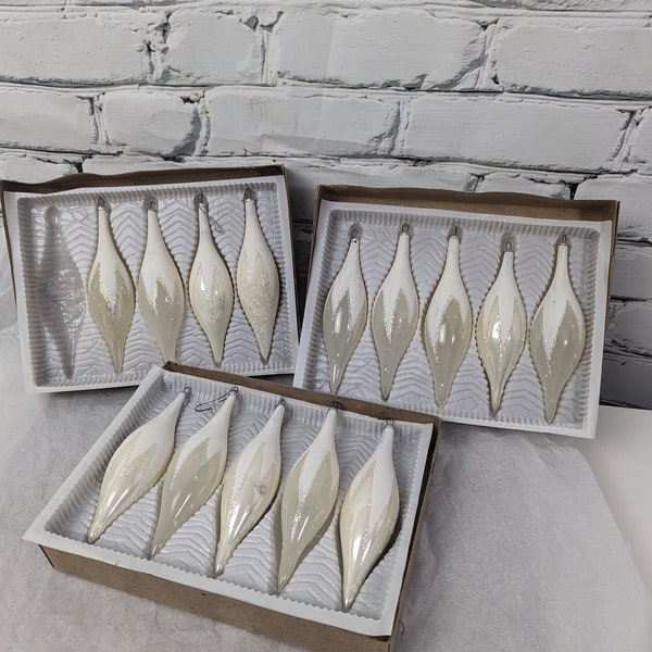 Vintage Baubles - Etsy