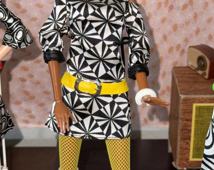 Retro Outfit With Accessories for Slim Barbie - Etsy
