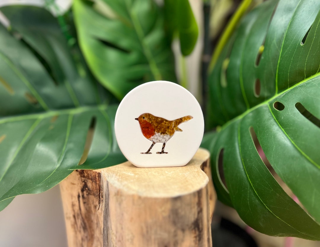 Cremation Ashes Memorial Sculpture and Service - Robin Engraved in a ...