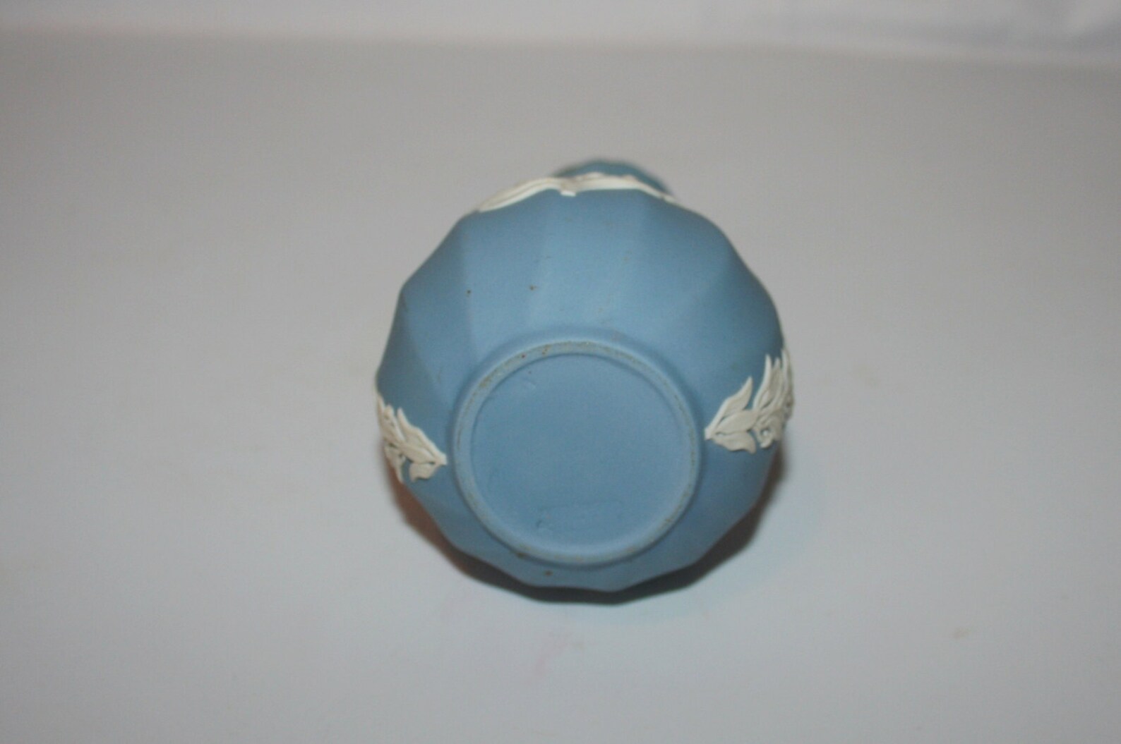 Classic Wedgwood Jasperware Vase /memsartshop. - Etsy